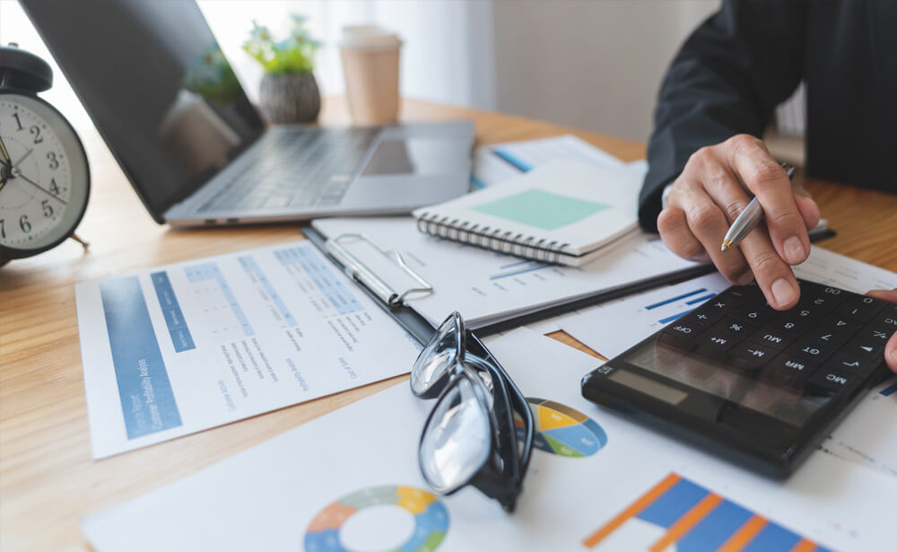 Mastering the Clock: How to Manage Your Time Effectively - Leadership ... Mastering the Clock: How to Manage Your Time Effectively - Leadership ...
